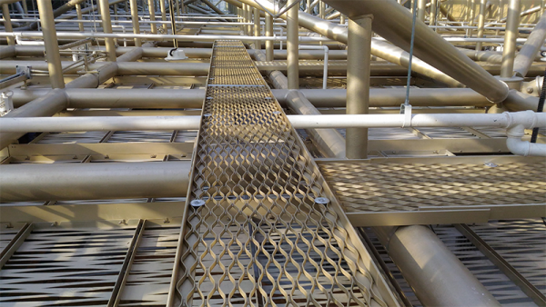 Safe, Stable & Anti-slip Walkway Equipments | Walkway System