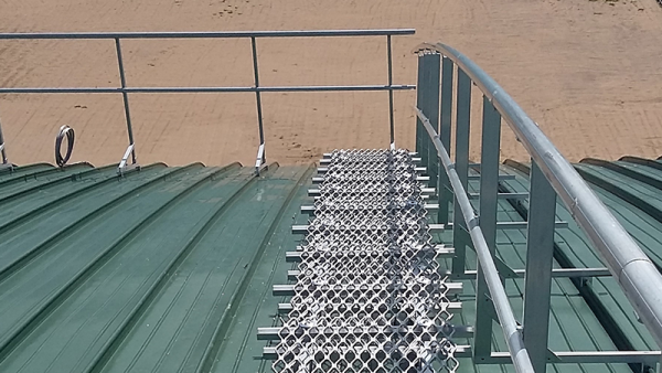 Safe, Stable & Anti-slip Walkway Equipments | Walkway System